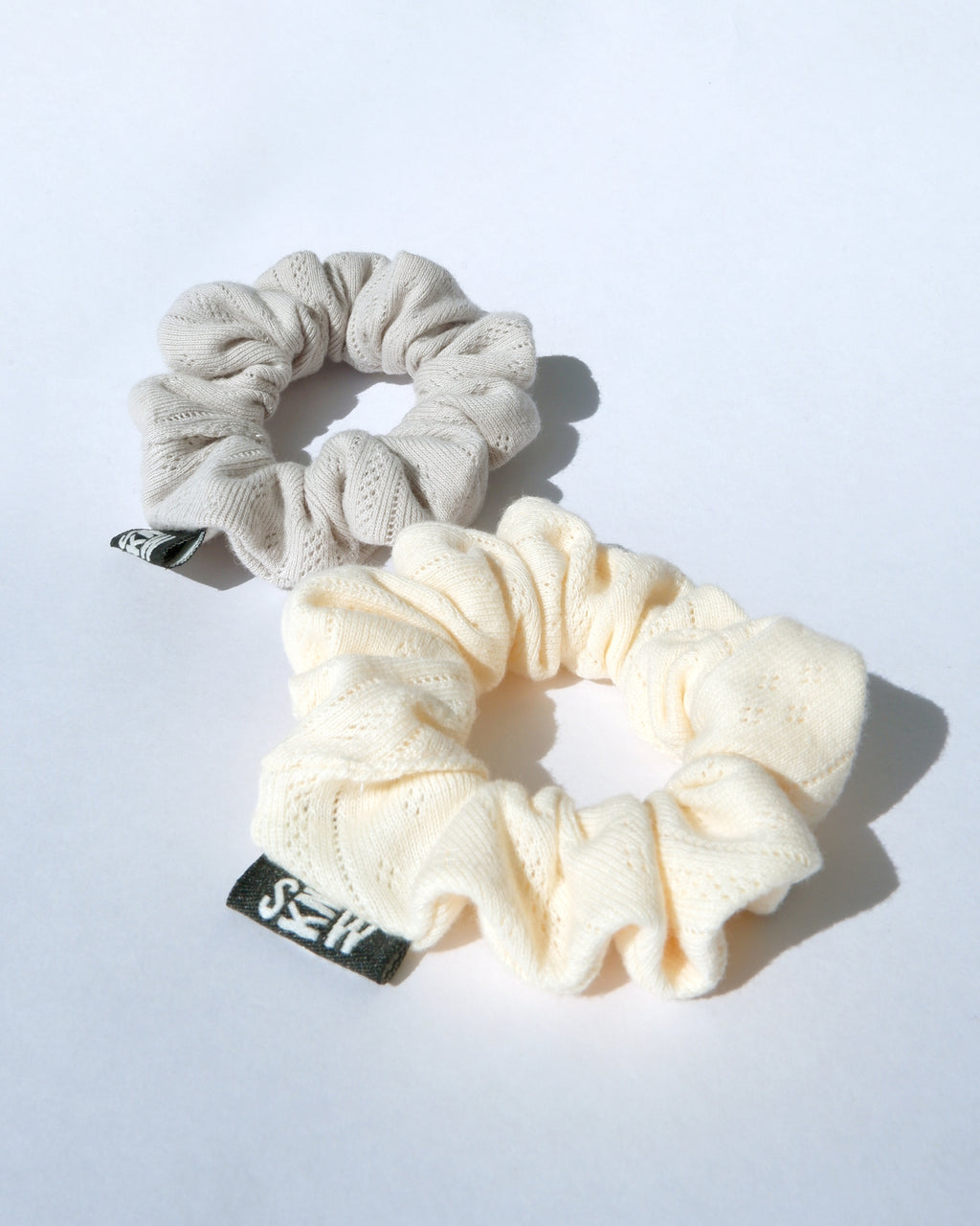 SHE KNOWS - 2x Pontelle Scrunchie Set